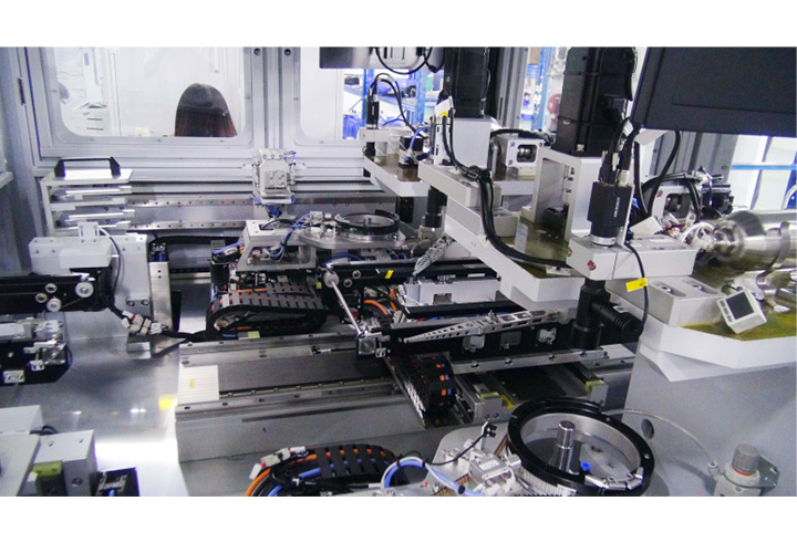 Integrated MiniLED Die Bonder